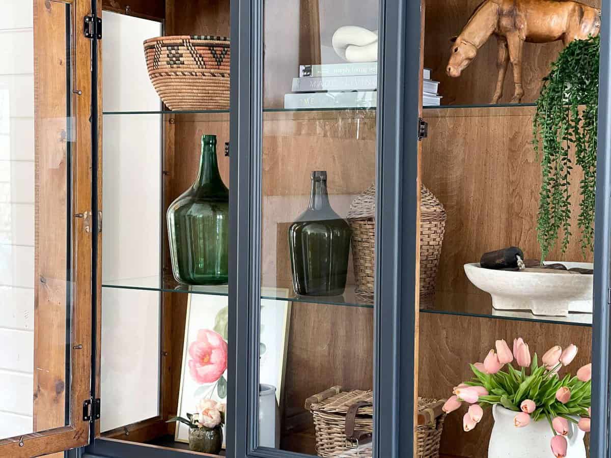 Top 10 Spring Shelf Styling Tactics of the Pros - Grace In My Space