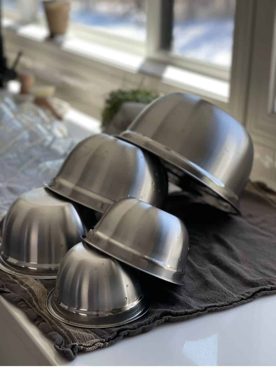 30 Minimalist Kitchen Essentials For Daily Living {What You Actually ...