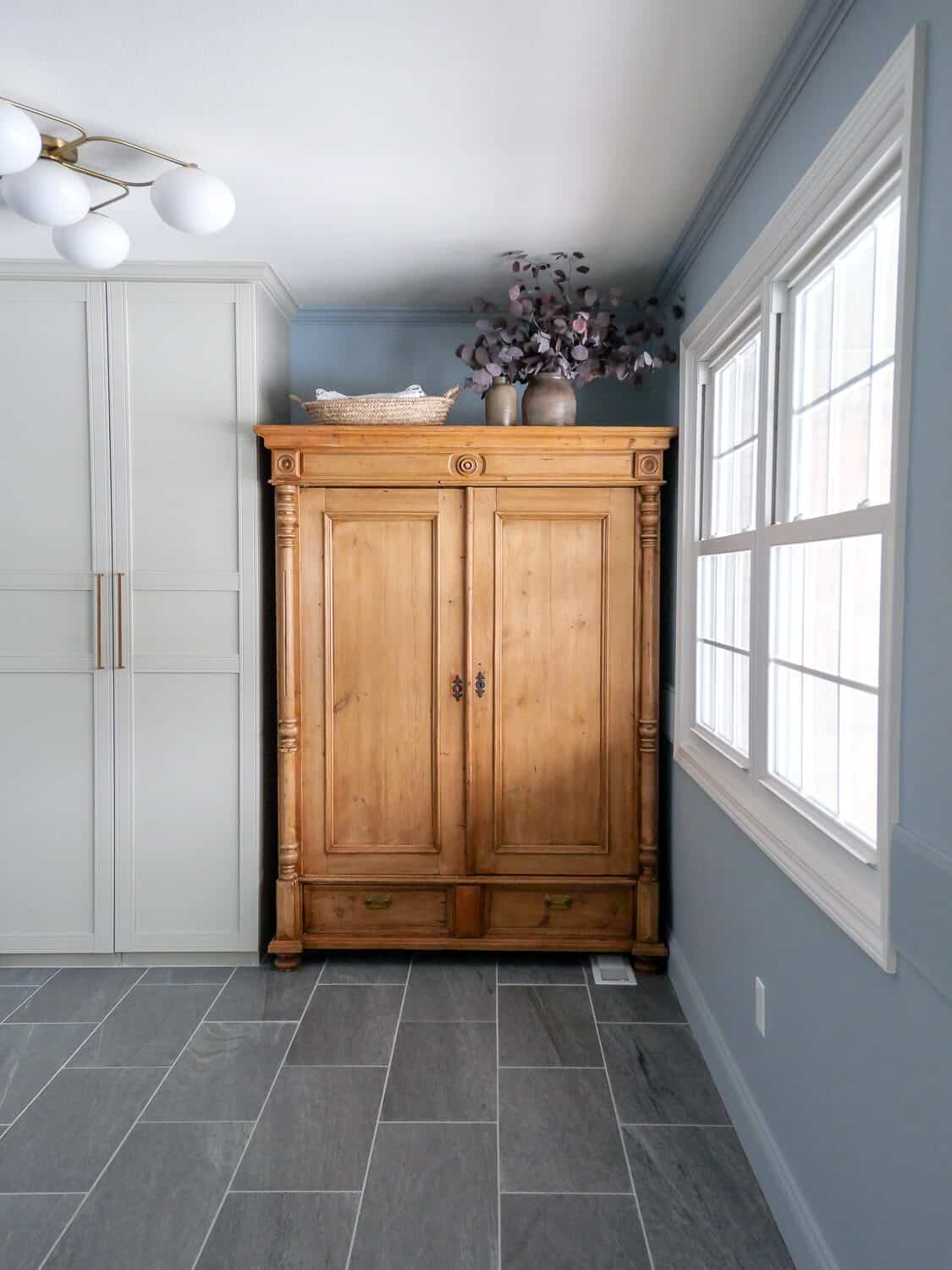 How to Make DIY Reeded Chair Rail Moulding - Grace In My Space